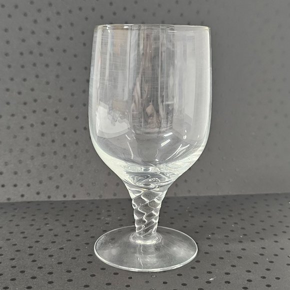 Thomas Holiday | Dining | Thomas Holiday Clear Twisted Wine Glass ...